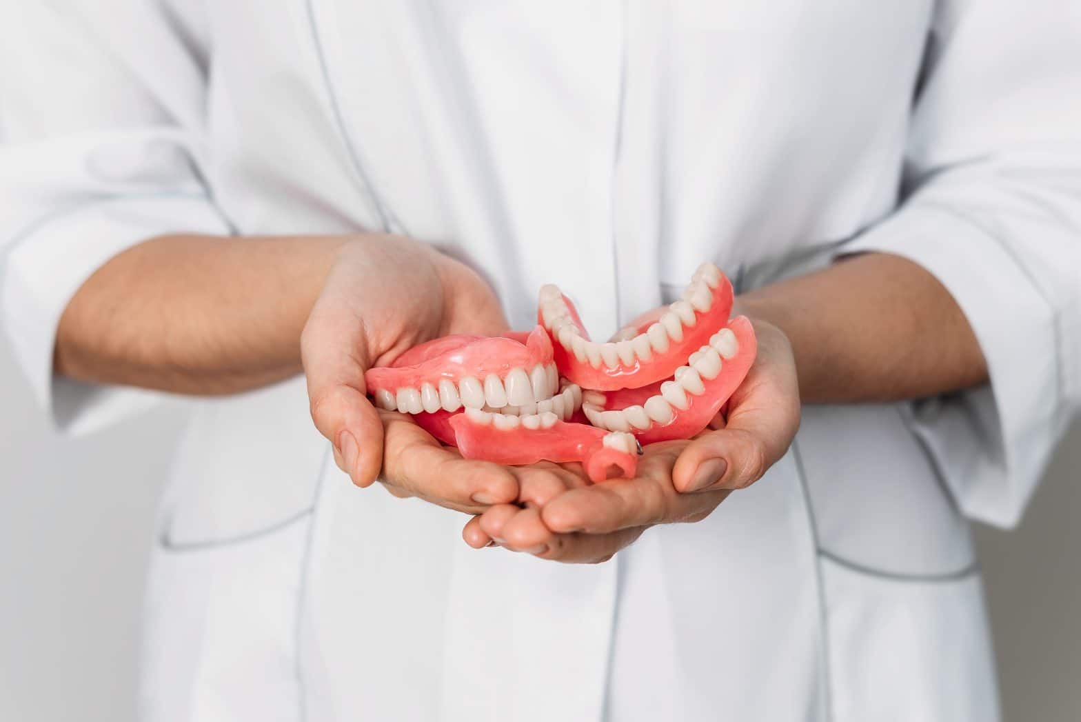 Prótesis dentales en Alajuela - Centro Médico Tropicana